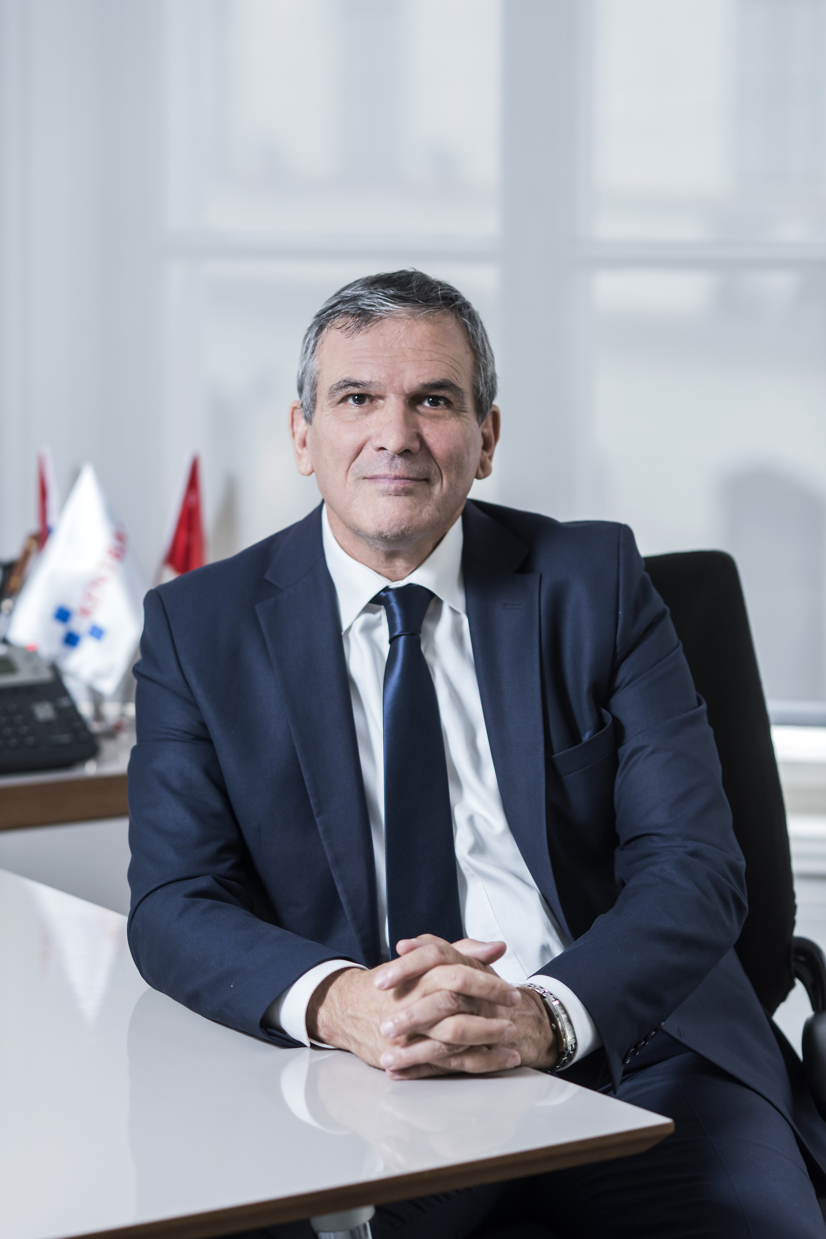 Dedicated to customers — Diplomacy&Commerce Croatia