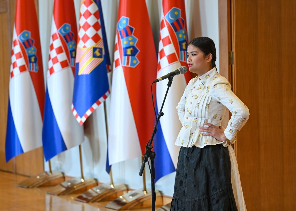 President Milanović took the ceremonial oath for his second five-year ...